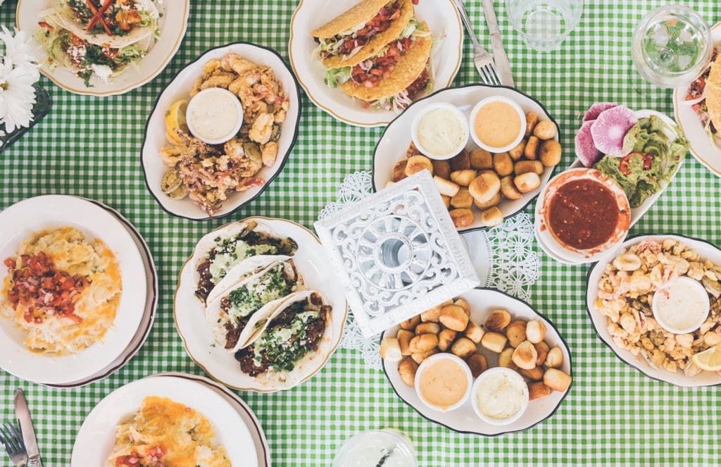 How to Throw the Perfect Yard Party | Artful Living Magazine