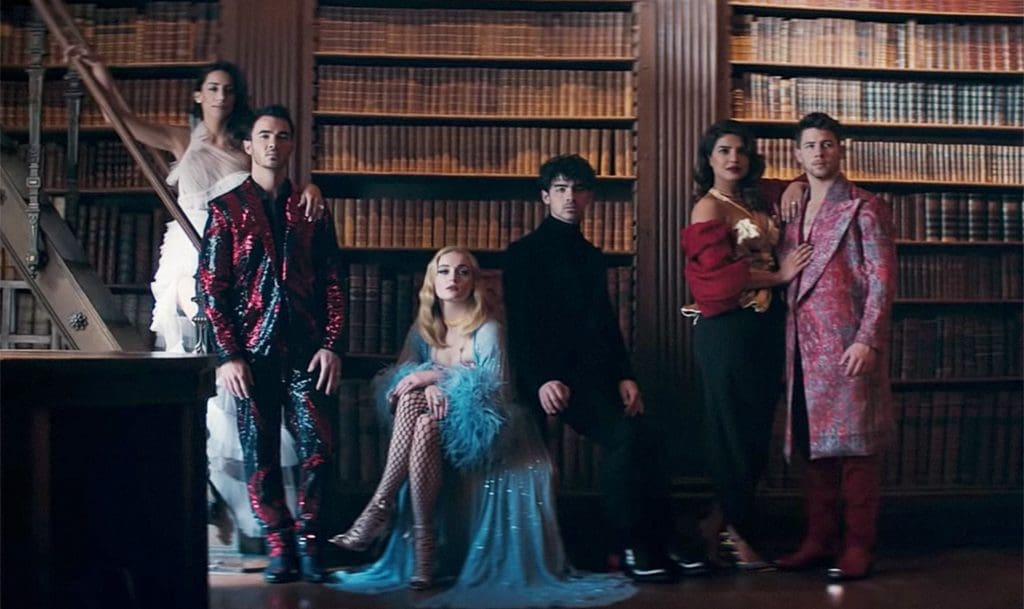 5 Insanely Glam Music Video Mansions | Artful Living Magazine