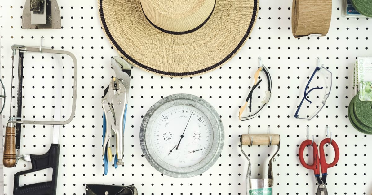 15 Garden Must Haves For The Gardener In Your Life Artful Living Magazine