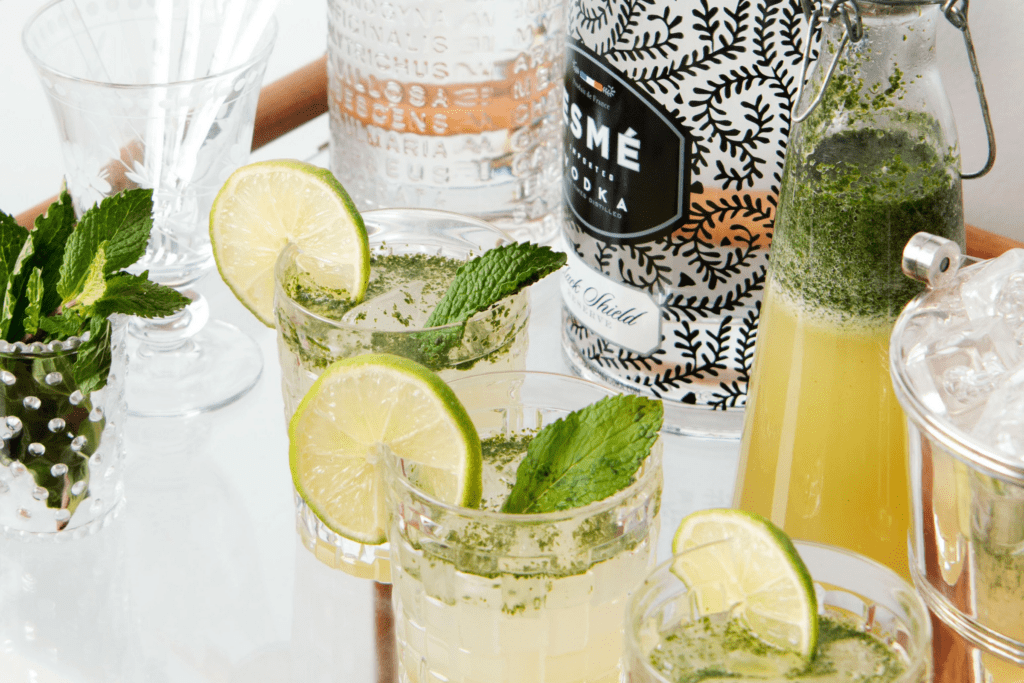 The Story Behind the Bootleg, Minnesota’s Signature Cocktail | Artful ...