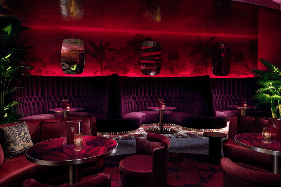 Step into the Multi-Sensorial World of Experiential Dining | Artful ...