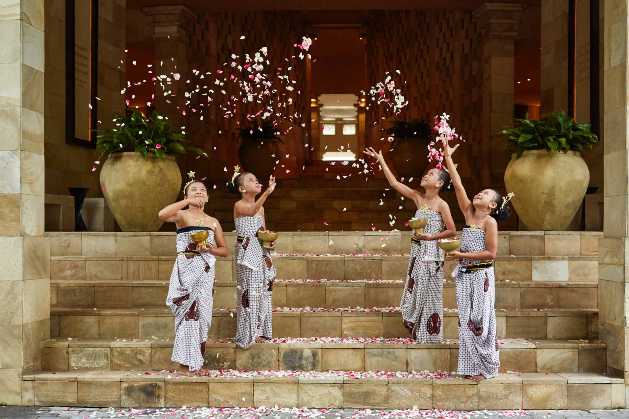 The New Standard of Luxury in the World of High-End Hospitality ...