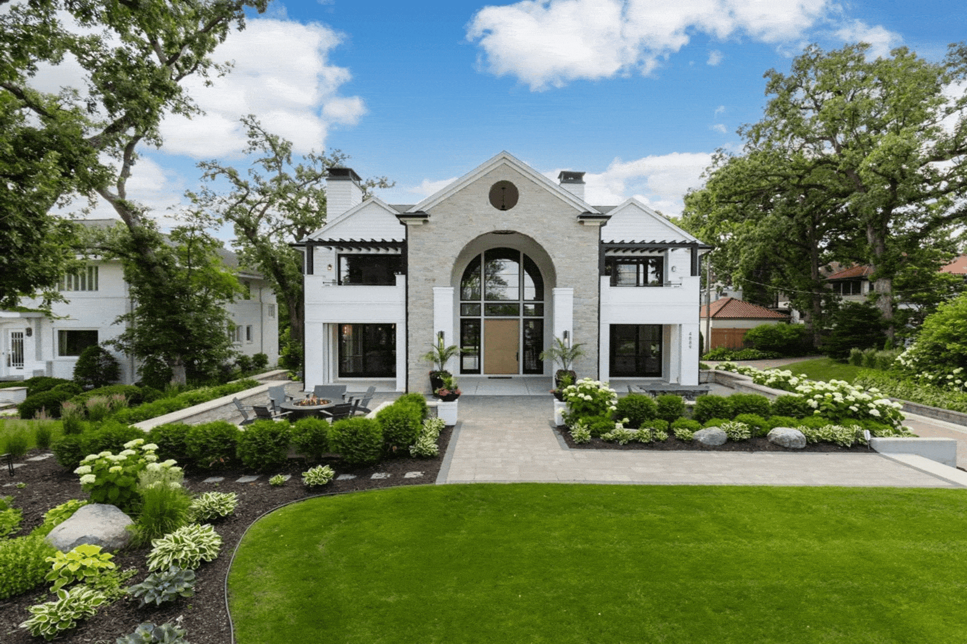 Hot Property: 4889 E. Lake Harriet Parkway, Minneapolis | Artful Living ...